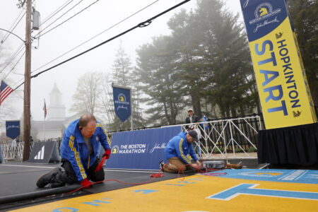 Mon. 8:47 a.m.: Fast field gathers for start of 127th Boston Marathon ...